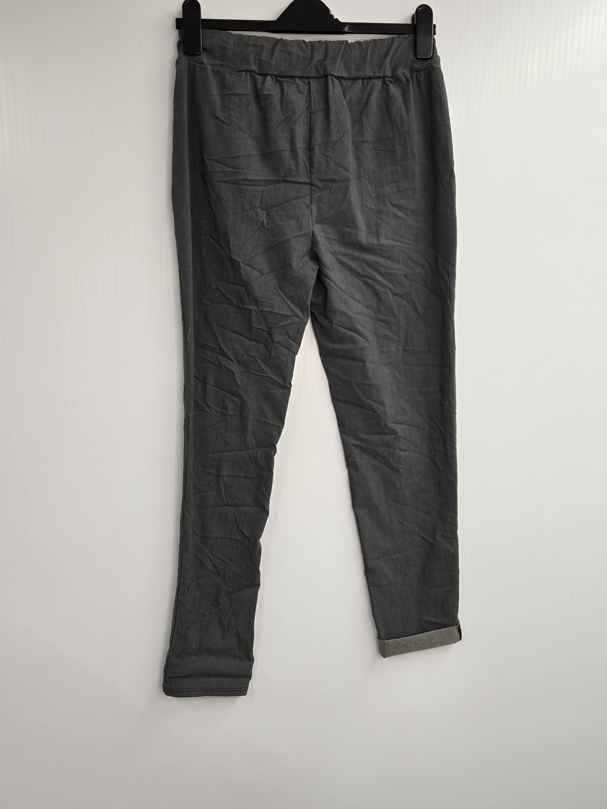 Les Petits bonheurs de Marguerite | ANGELA MARA Pantalon pull on doré à ...