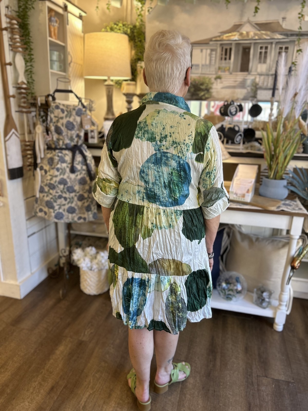 Les Petits bonheurs de Marguerite | DRESS ADDICT Robe-chemisier courte ...