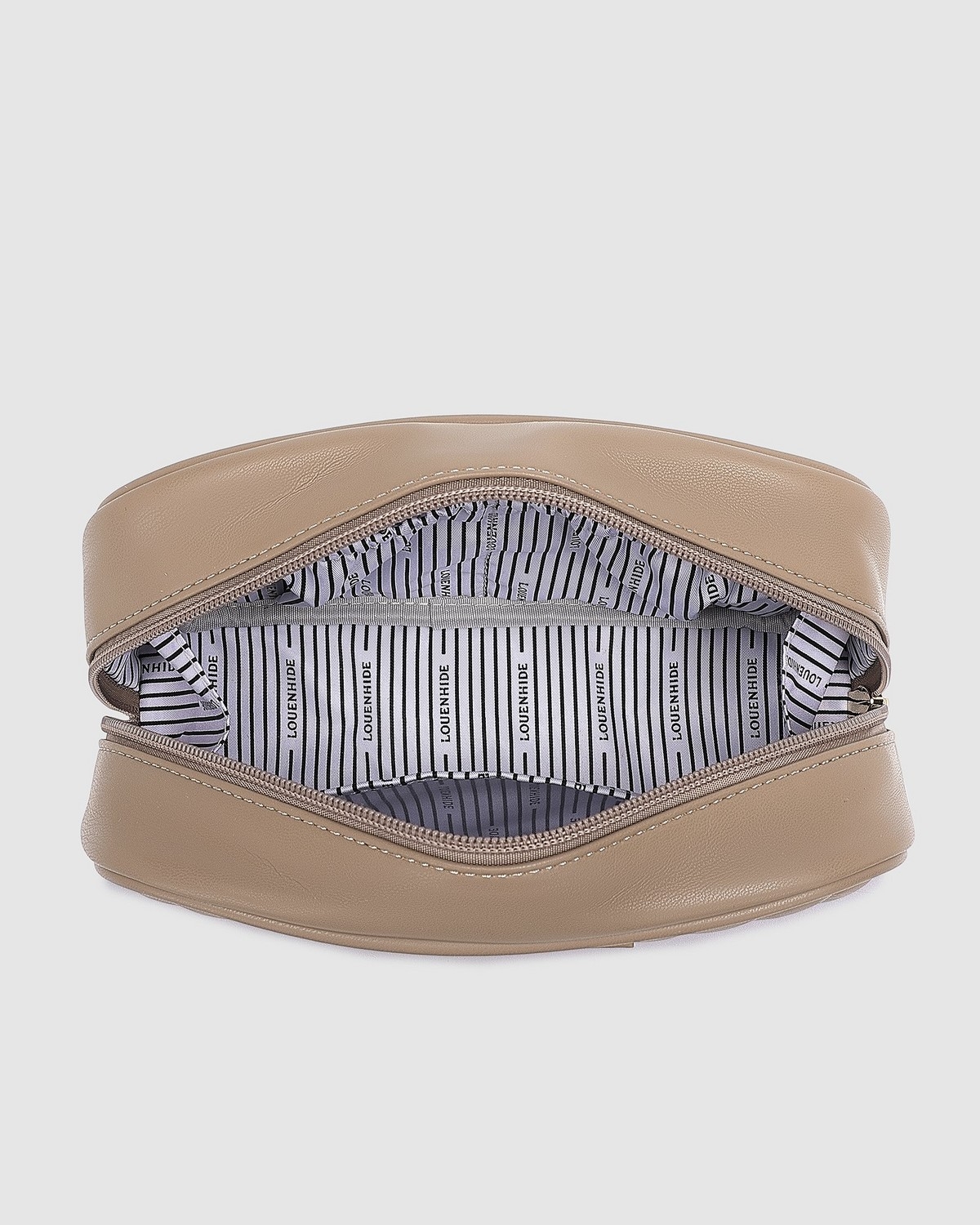 Les Petits bonheurs de Marguerite | LOUENHIDE Petite trousse de voyage ...